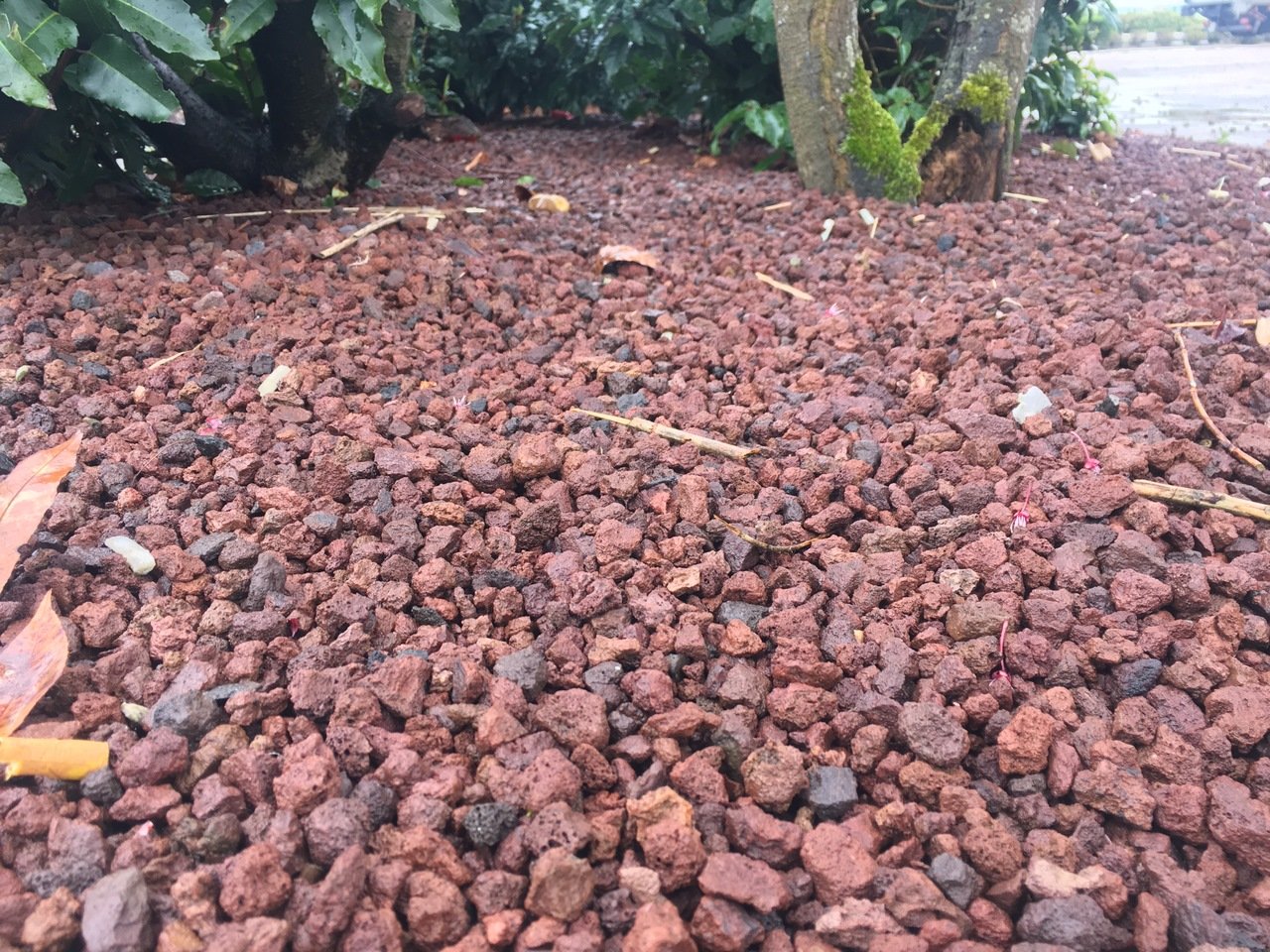 Pierre Volcanique rouge, pouzzolane roche basaltique – Vetonek.be