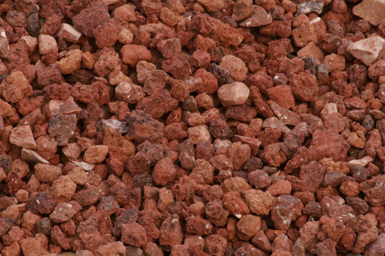 Pierre Volcanique rouge, pouzzolane roche basaltique – Vetonek.be