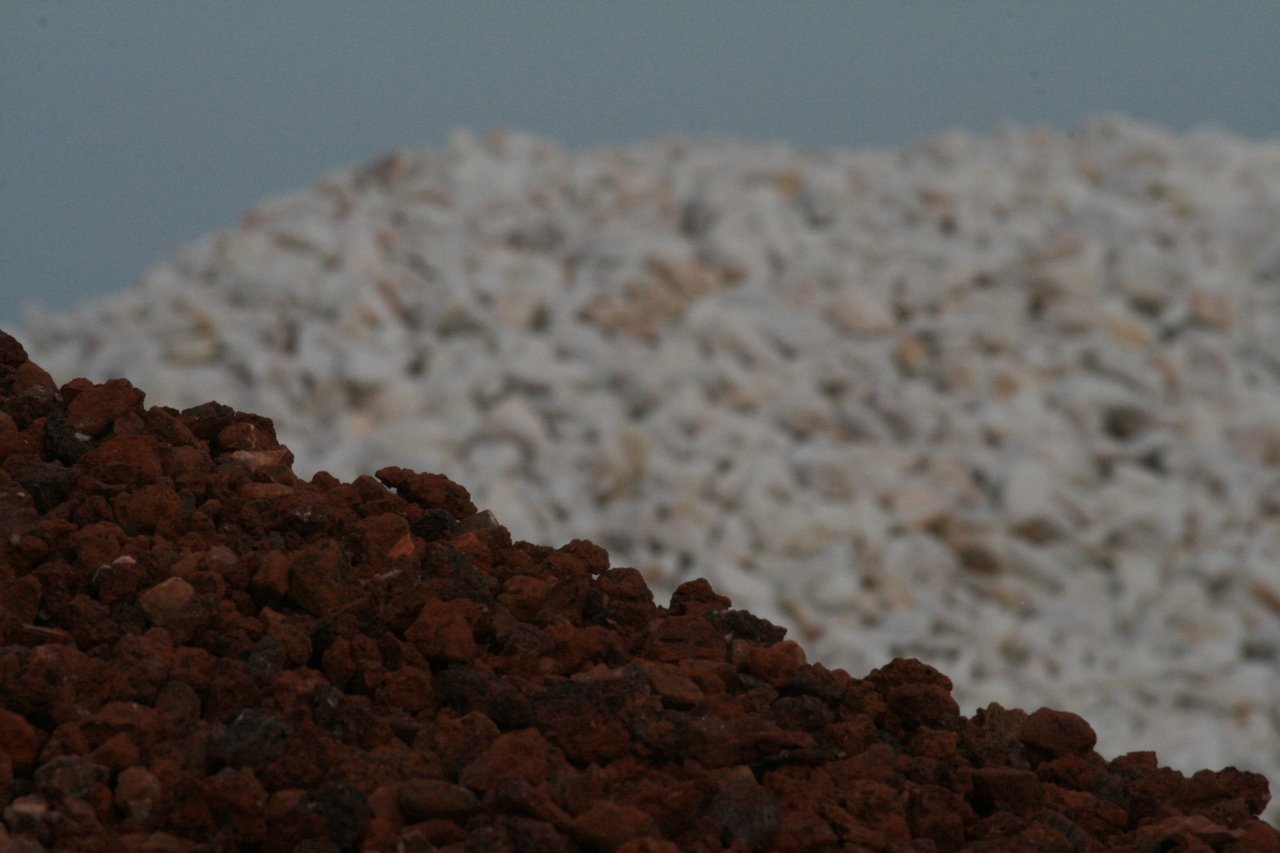 Pierre Volcanique rouge, pouzzolane roche basaltique – Vetonek.be