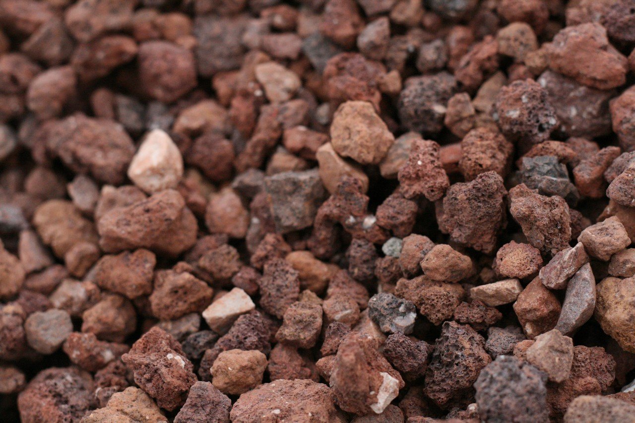 Pierre Volcanique rouge, pouzzolane roche basaltique – Vetonek.be